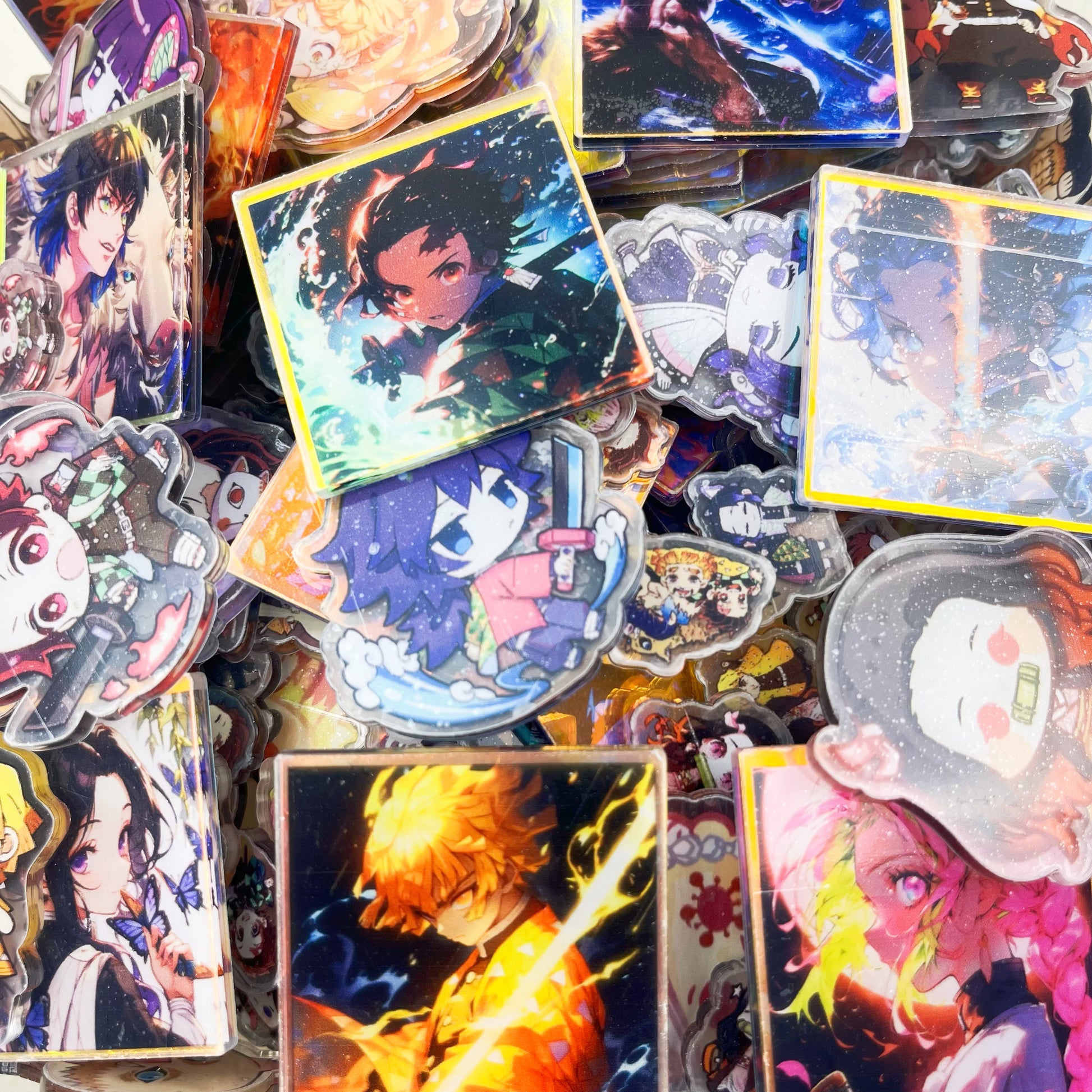 Demon slayer 2&4cm-Acrylic chips pack on video – Una's Tiny Creations